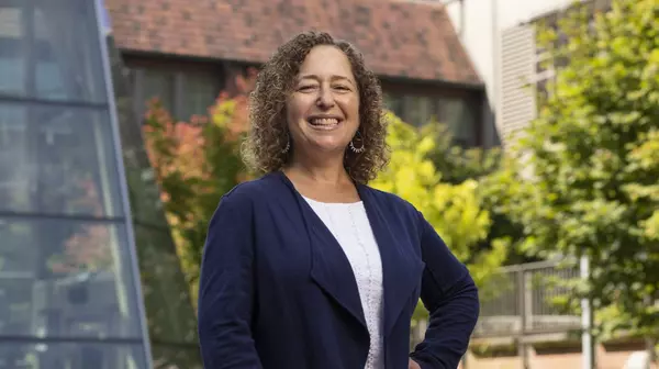 Meet Our Faculty | University of Puget Sound